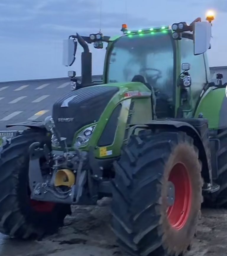 Fendt - AD Light Bars & Heat Shields